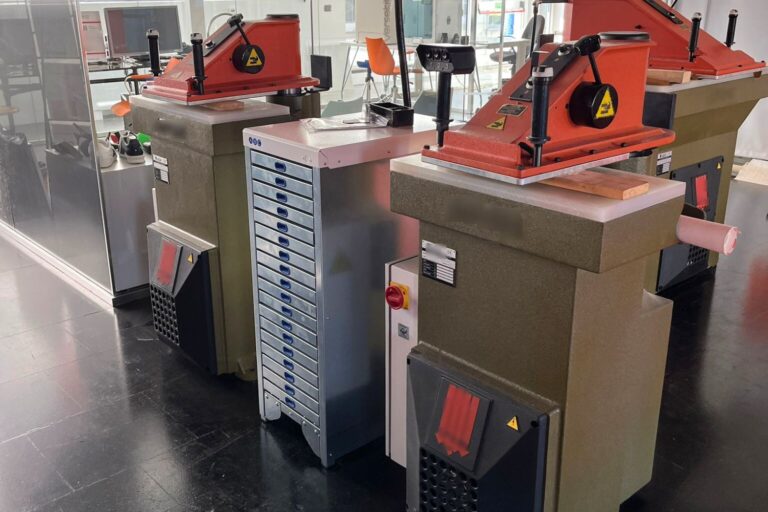 Horizontal cabinet for cutting-dies and components - ABC